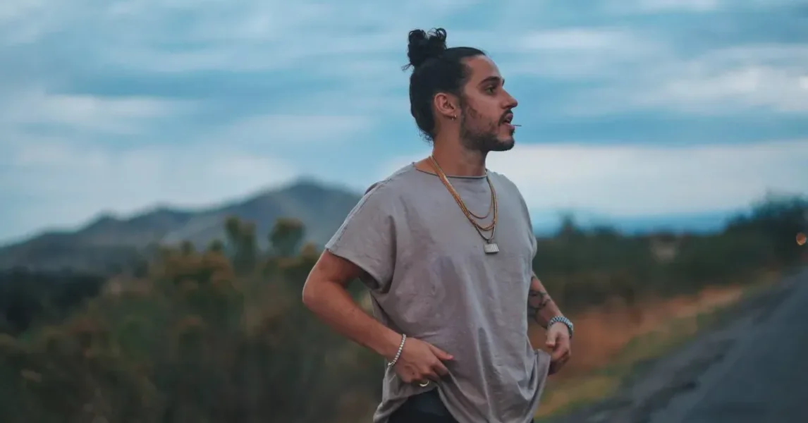 Russ regressa a Portugal e apresenta "It was you all along" | Backstage